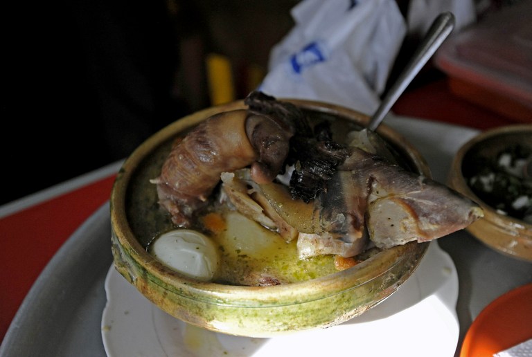 Bolivianos tienen su "viagra": una sopa con el miembro viril del toro ...
